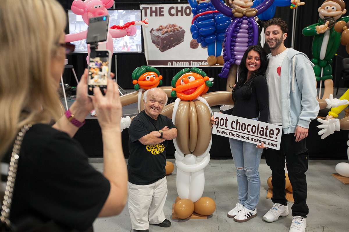 Meet the Original Willy Wonka Stars When The Chocolate Expo Returns to ...