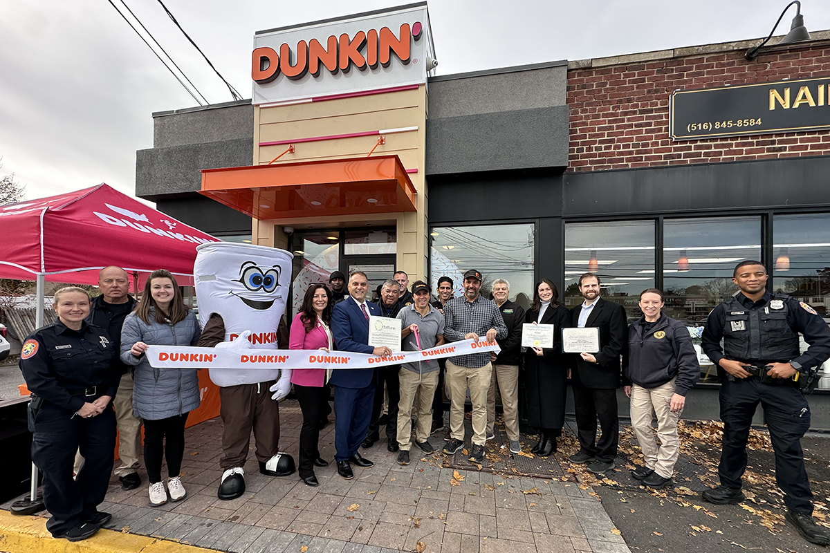 Dunkin’ Restaurant In Farmingdale Commemorates Grand Reopening With ...